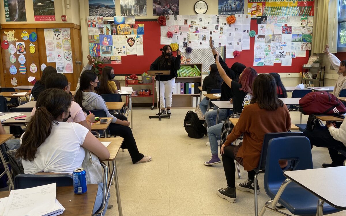 Are college classes the same as high school classes? Key differences a ...